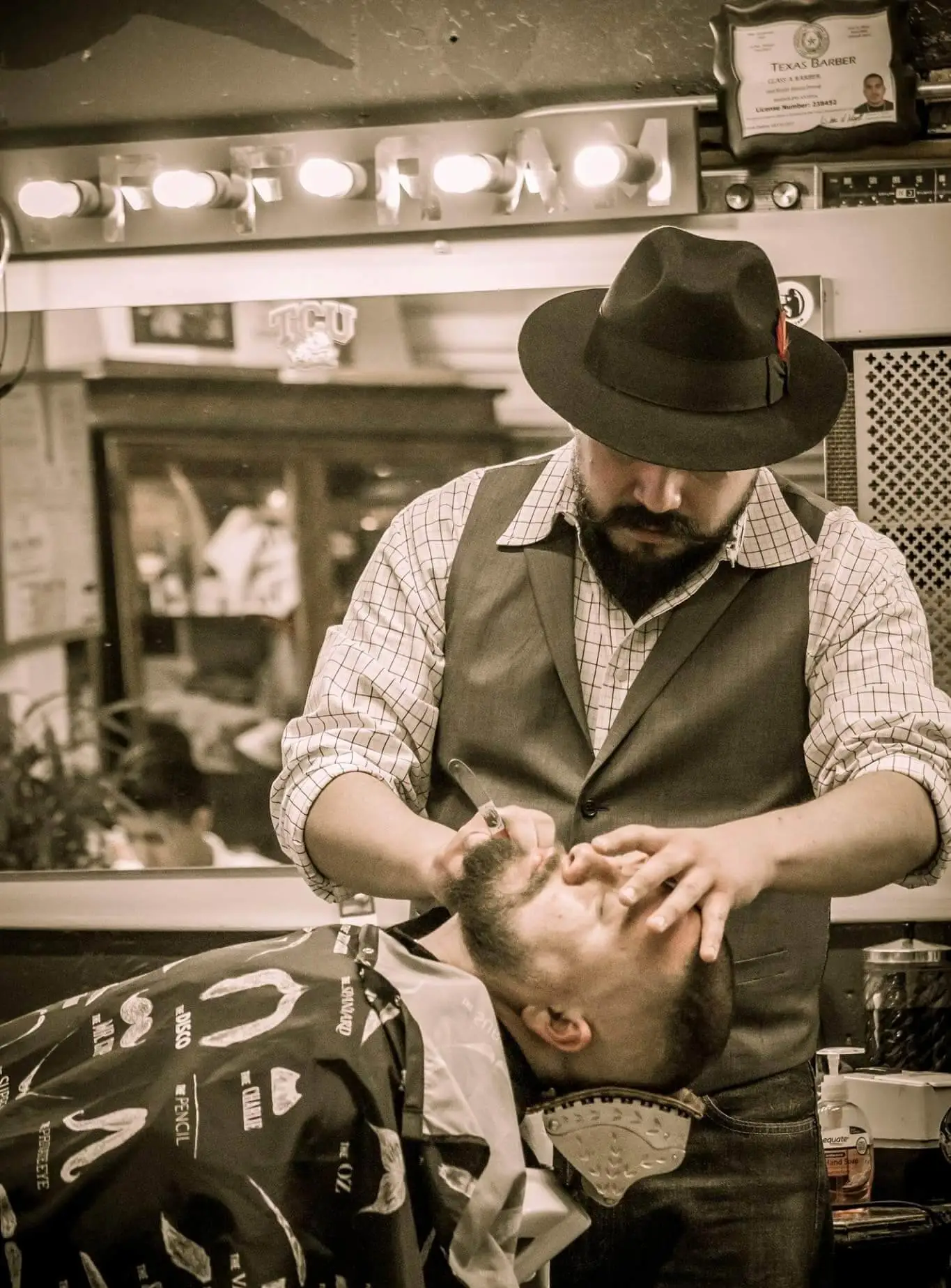 Home | The Barber Fort Worth